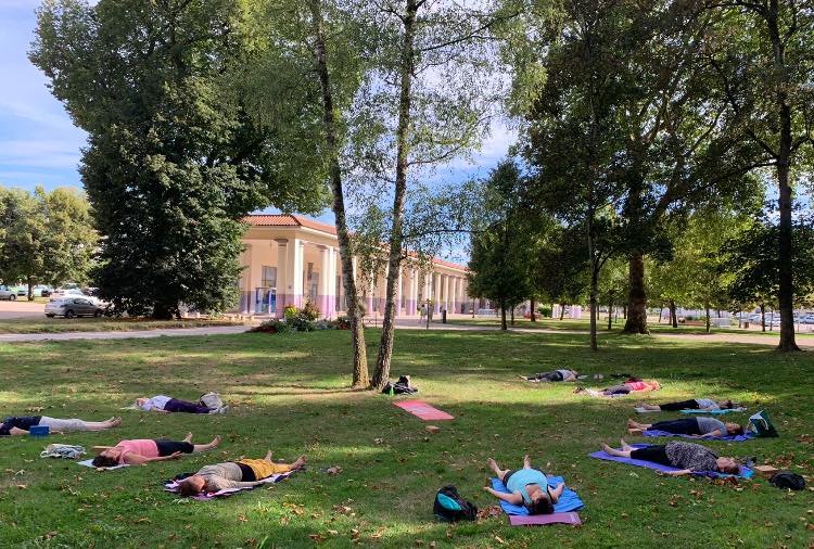 L’OMS de Contrexéville organise la journée internationale du yoga 2022 ...