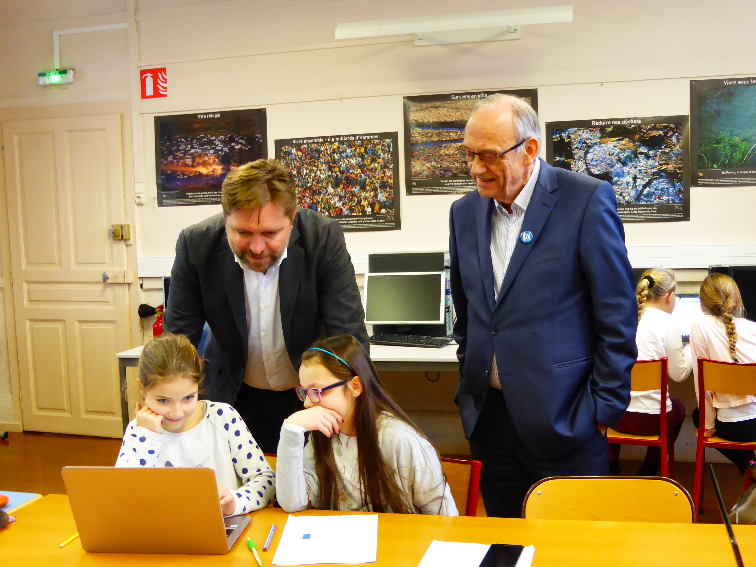 Eric Léandri, le patron de Qwant visite l’école de la Loge Blanche à ...