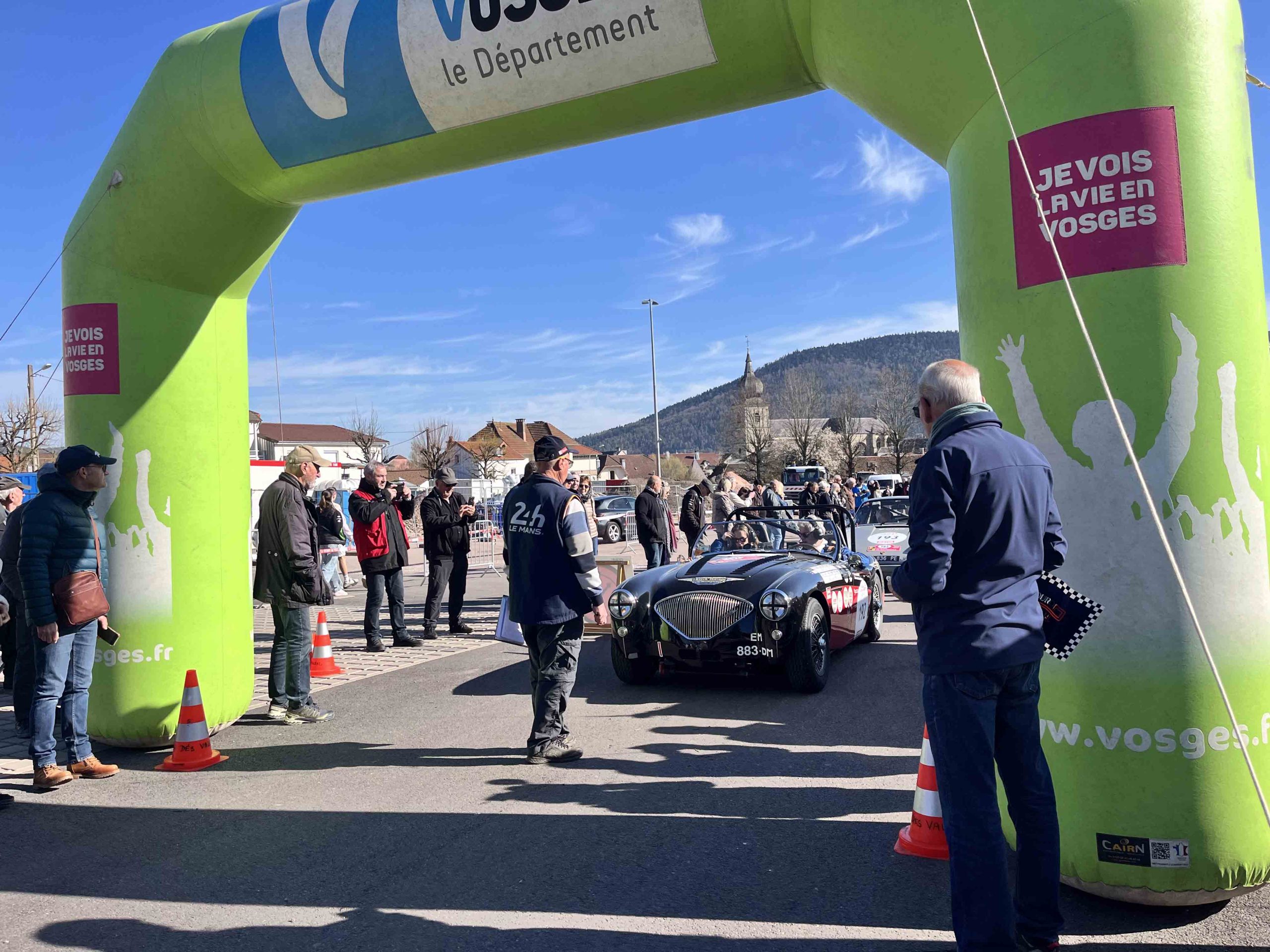 Le Tour Auto 2025 en images à Remiremont - Epinal Info