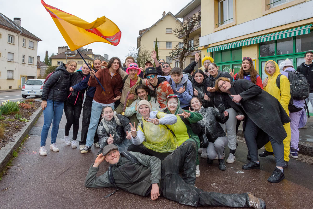 Les lycéens déodatiens fêtent le Père Cent - Saint Die Info