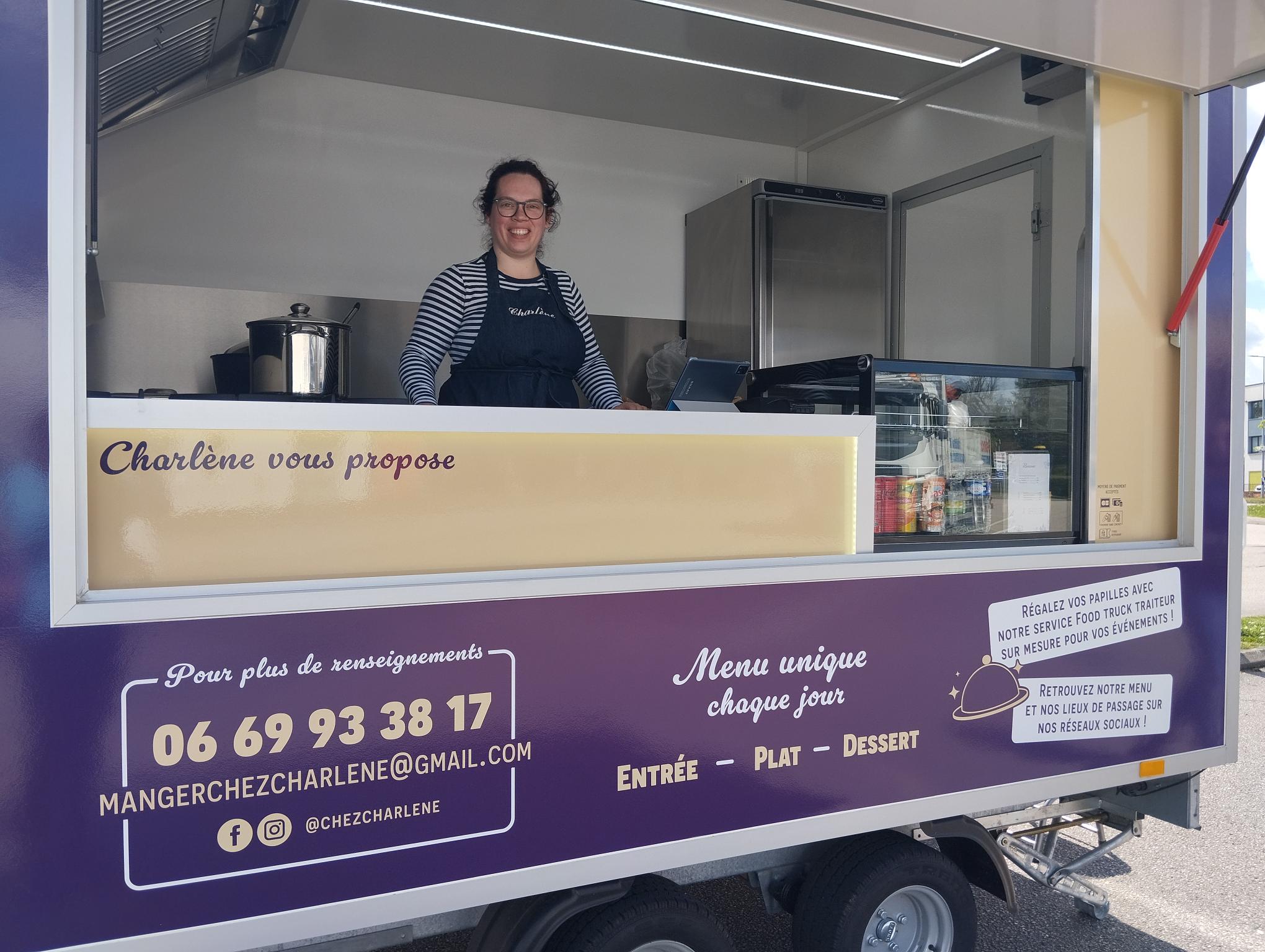 "Manger Chez Charlène" : Le food truck qui mijote du bonheur dans les ...
